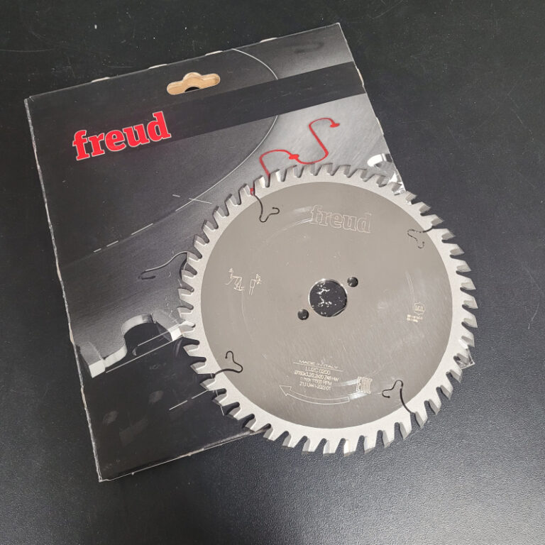Freud V-groove saw blade for plunge-cut saw Ø 160 x 20 48 teeth ...